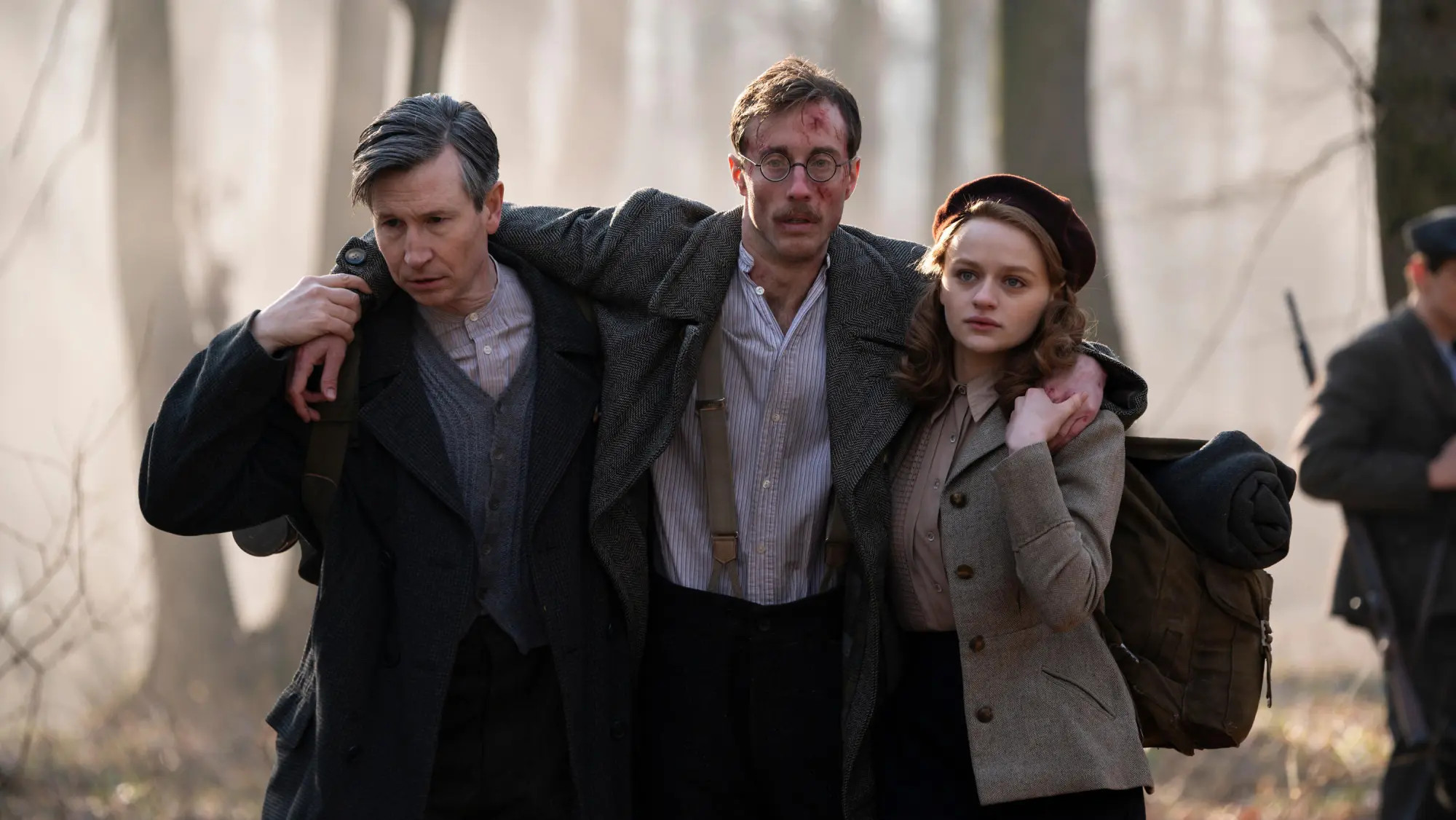 Recensie 'We Were the Lucky Ones': indrukwekkend verhaal krijgt een ...