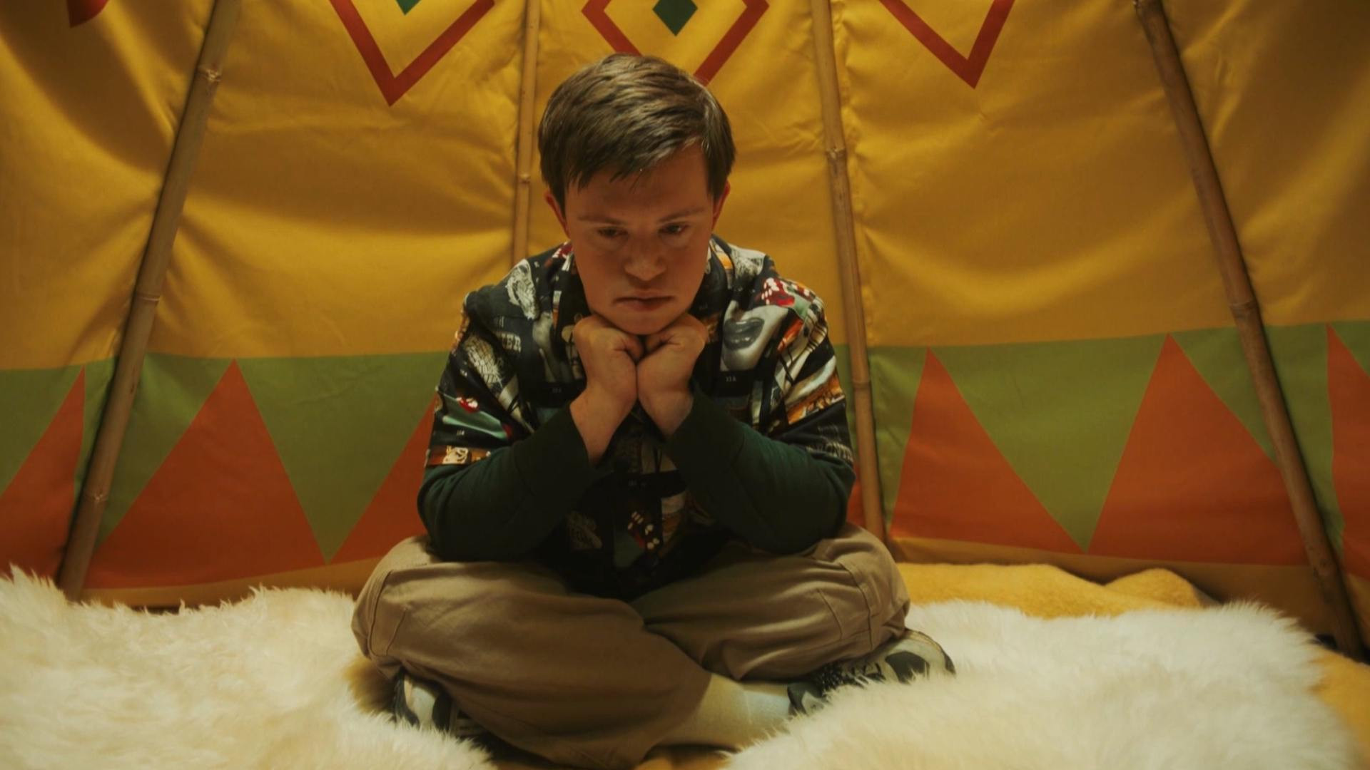 Recensie Videoland-serie 'Bennie': jongeman met het syndroom van Down ...