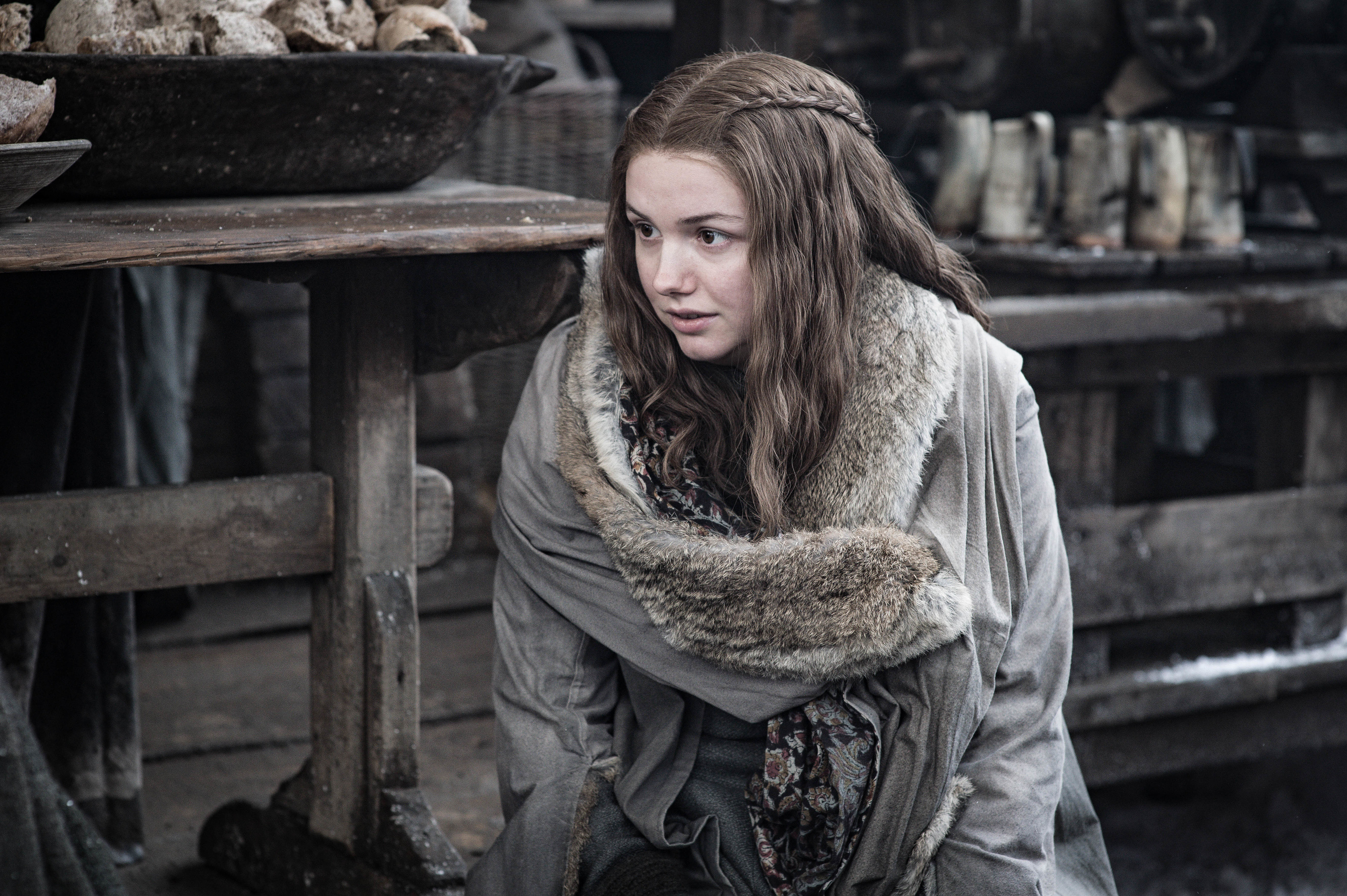 'Game of Thrones'-actrice werd slachtoffer van sekte en schrijft nu ...