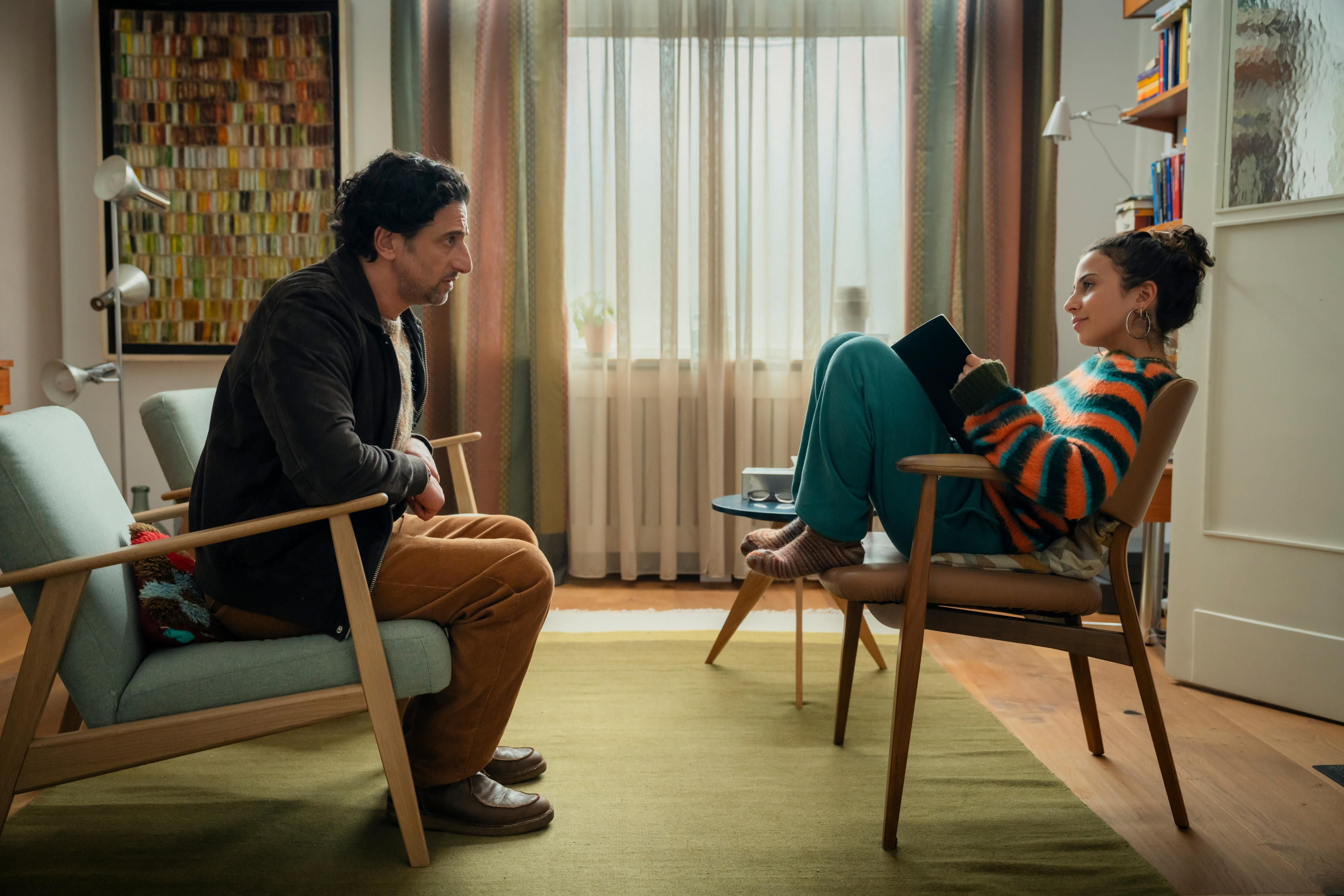 Recensie Netflix-serie 'Alphamännchen': krijgt de grootste aap in het ...