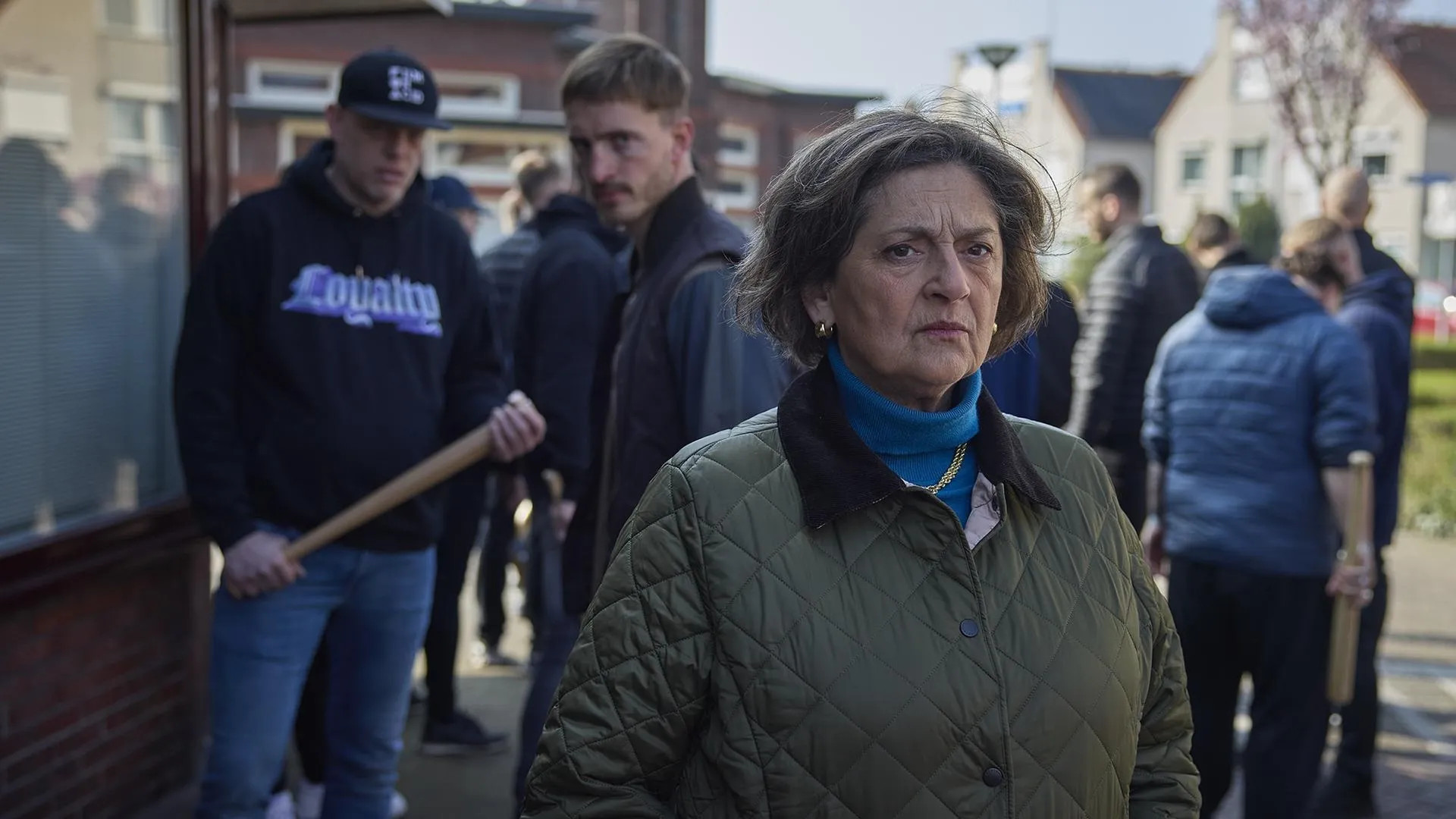 Recensie Videoland-serie 'Tonnano': explosieve mix van humor, spanning ...